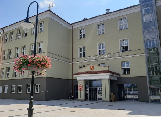 Informacja dla osób oczekujących na zamianę mieszkań komunalnych z ... Informacja dla osób oczekujących na zamianę mieszkań komunalnych z ...